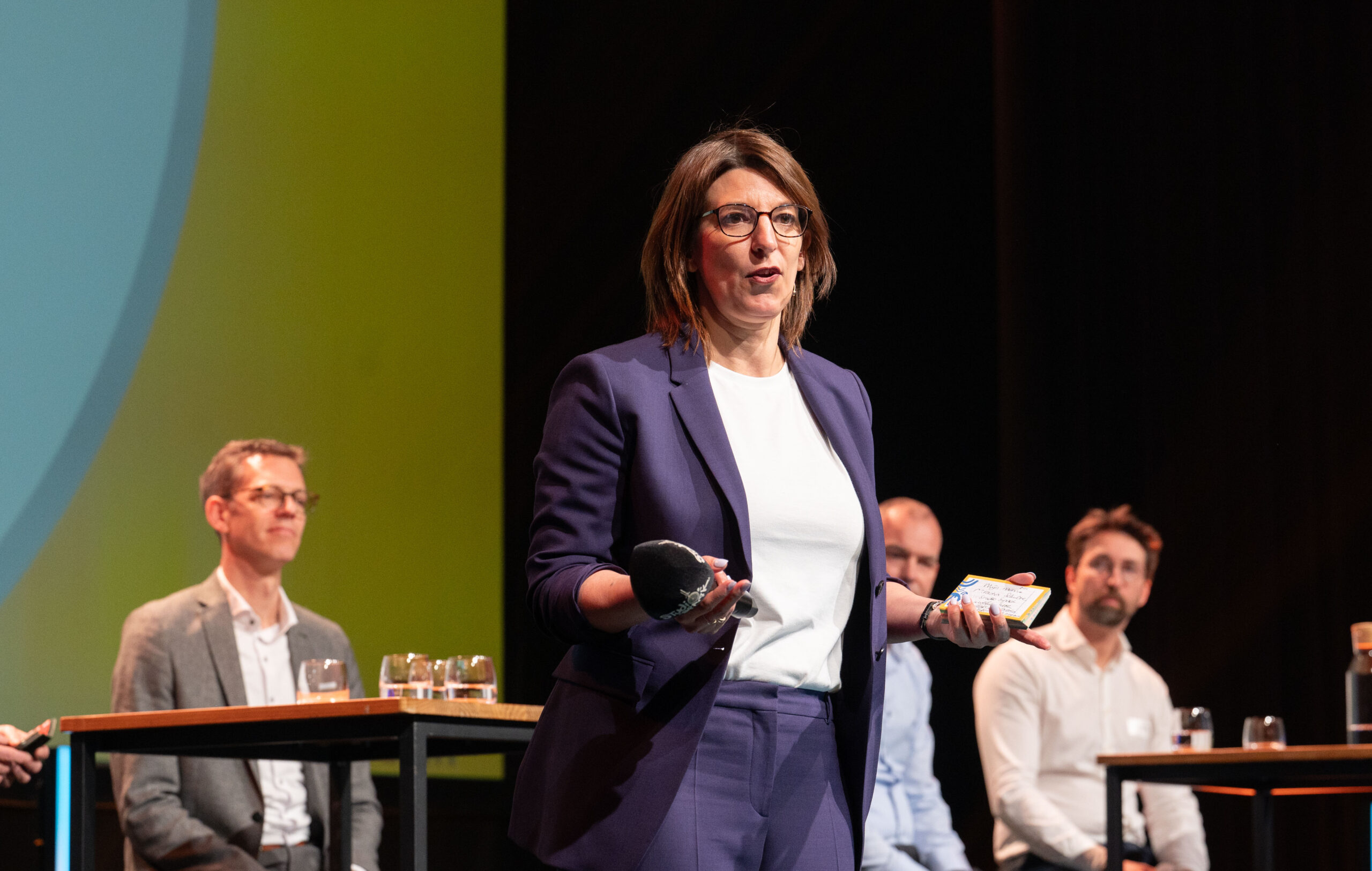 Zijn er nog vragen? - Studio Spaak